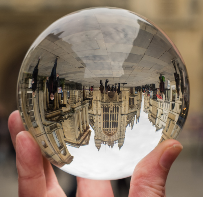 Crystal ball Photography – 7 tips to get you started. - Hacking Photography